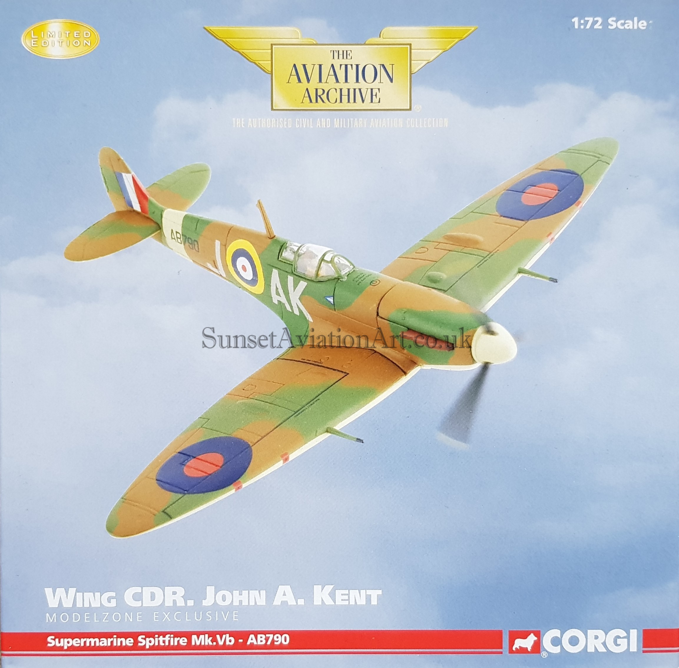 Corgi AA31915 Supermarine Spitfire 1:72 scale die-cast model.