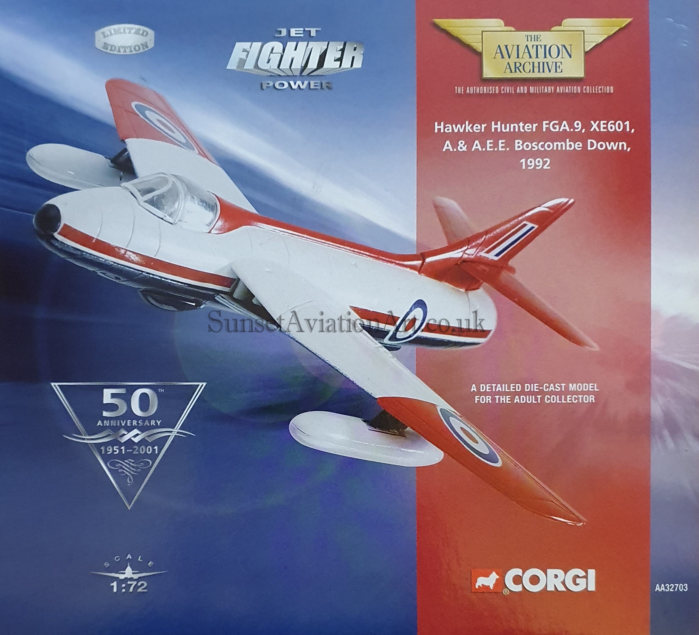 Corgi AA32703 Hawker Hunter Rasperry Ripple