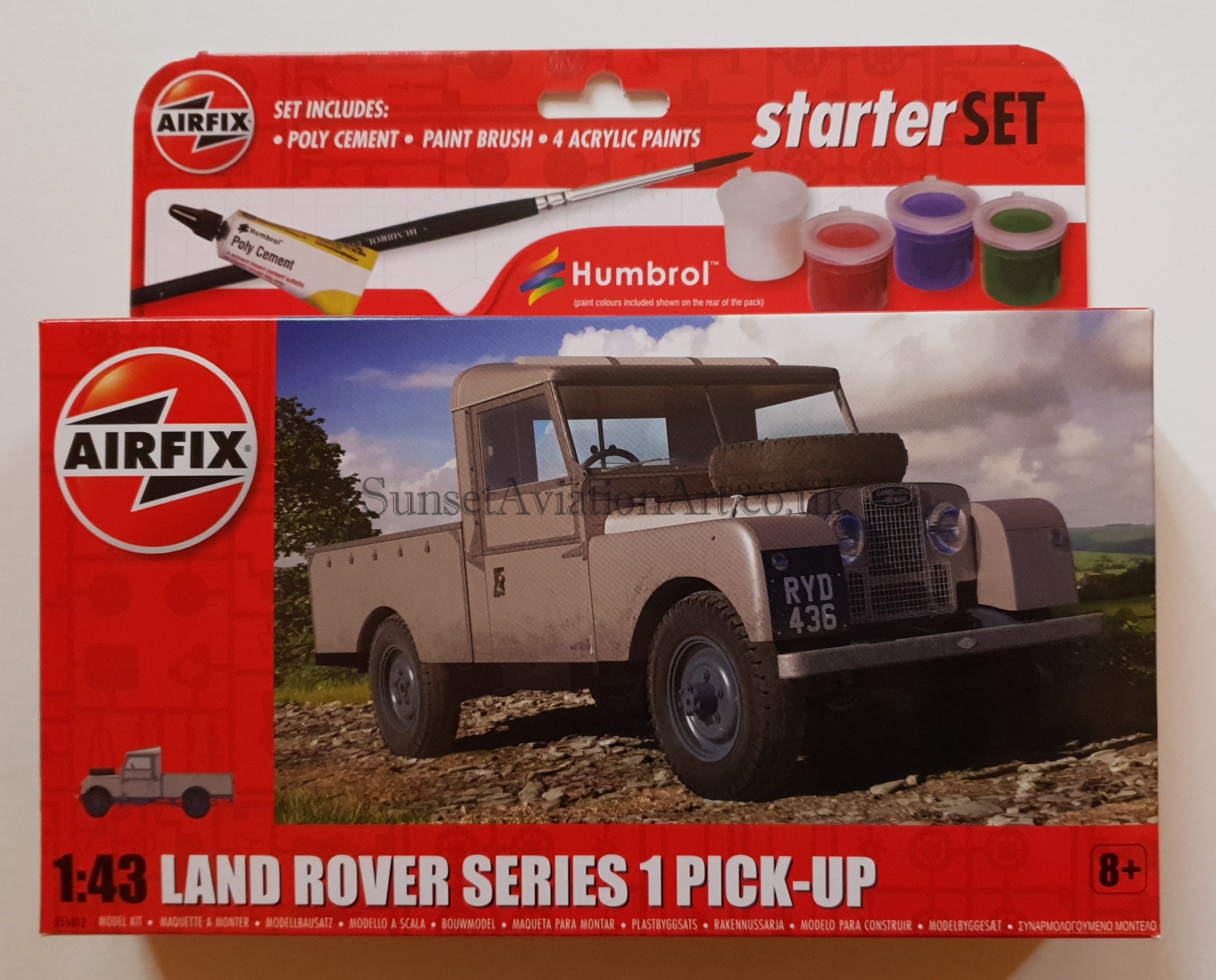 A55012 Airfix Land Rover starter set includes paints brush & poly