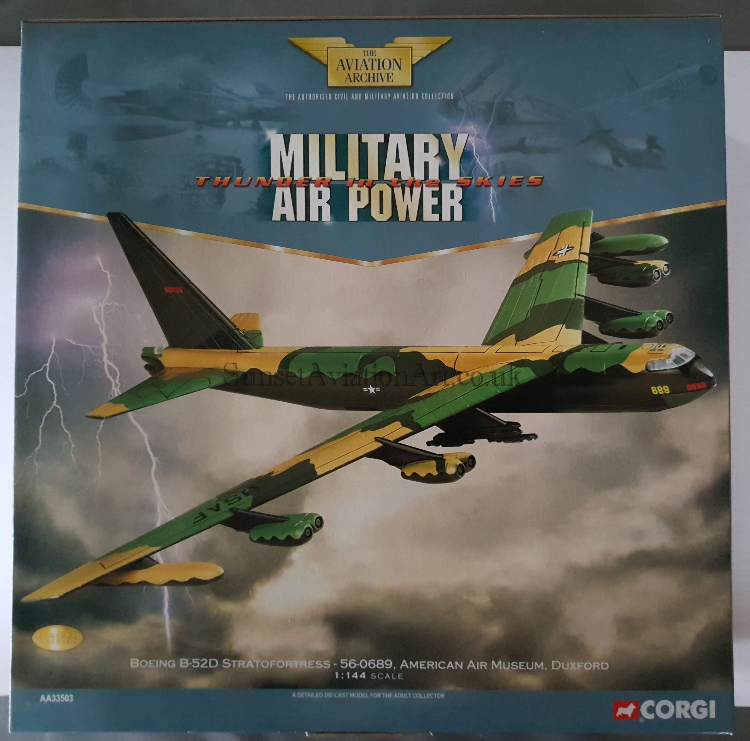 AA33503 Corgi B-52D Stratofortress 56-0689